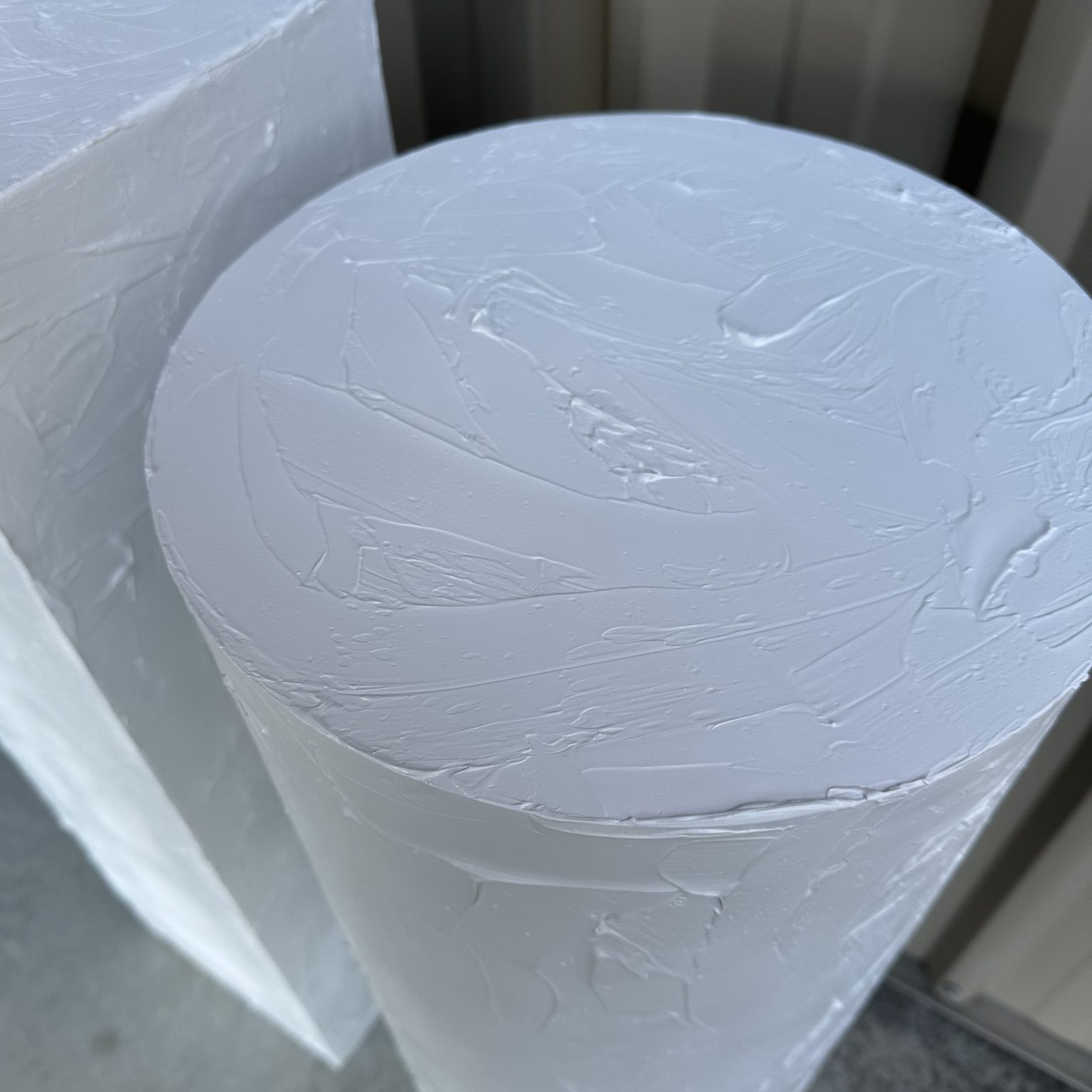 Textured Round Plinth - White - Wedding & Event Hire Auckland | Wedding ...