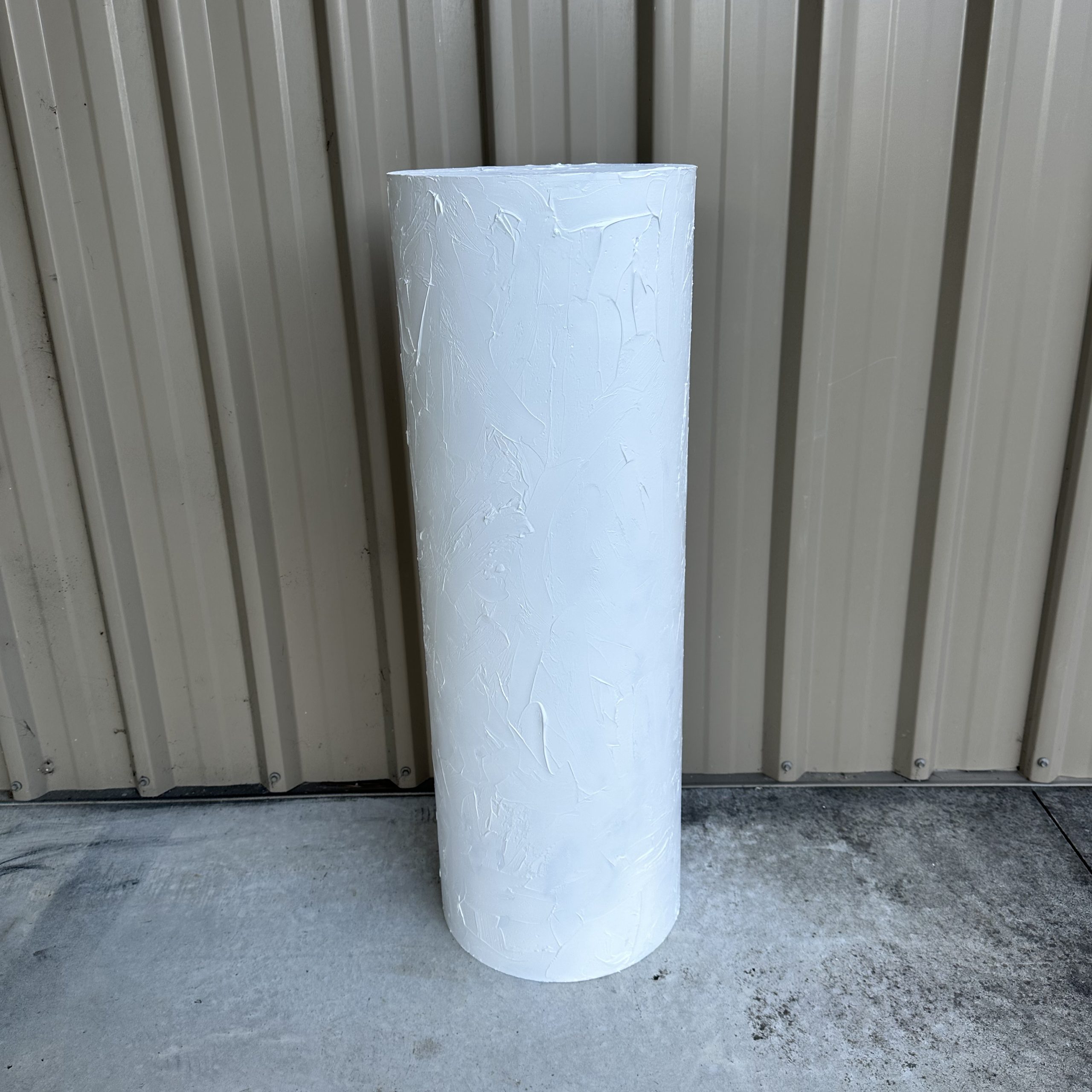 Textured Round Plinth - White - The Pretty Prop Shop - Auckland Wedding ...