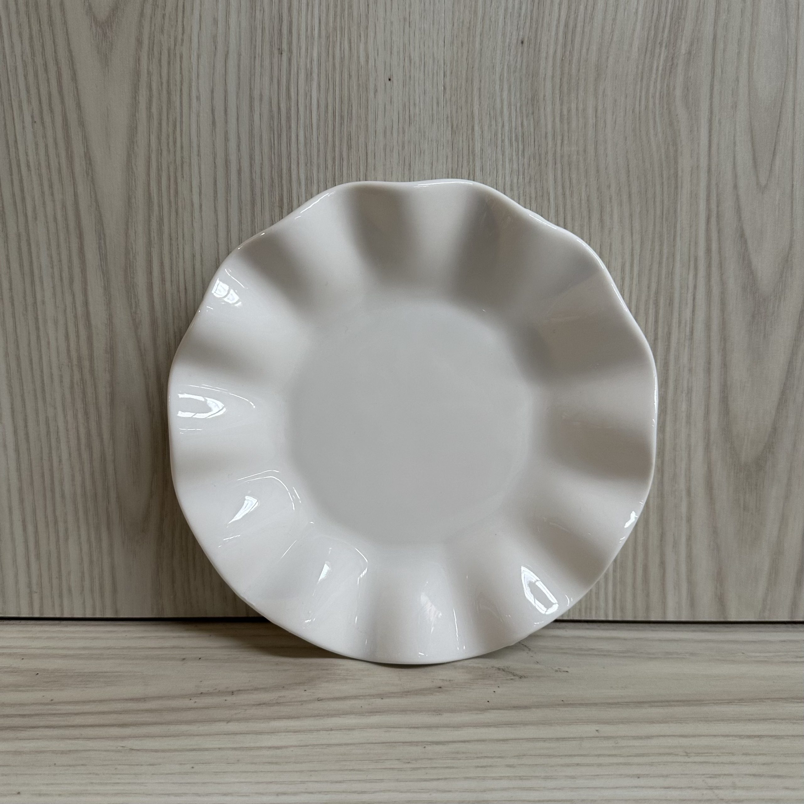 Ruffle Appetizer Plate - White - The Pretty Prop Shop - Auckland ...